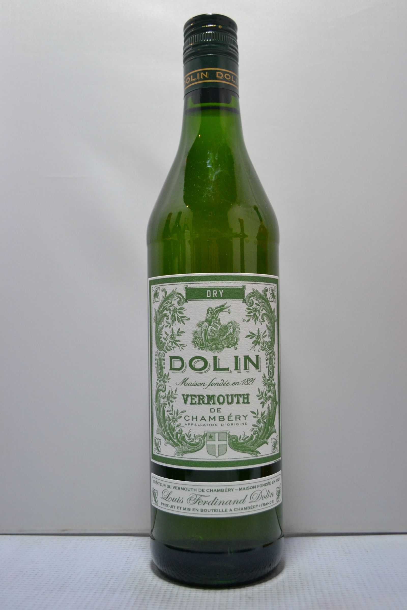 Dolin Vermouth De Chambery Dry France 750ml | Liquor Store Online